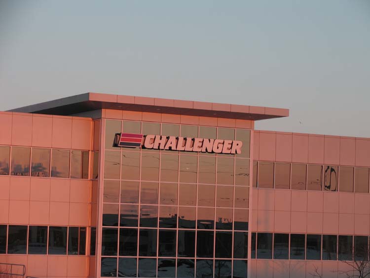 Challenger Motor Freight Offices | Robert J Dyck Architect & Engineer ...
